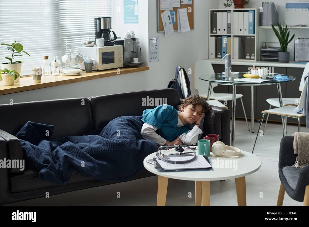 Large employee break room hi-res stock photography and images - Alamy