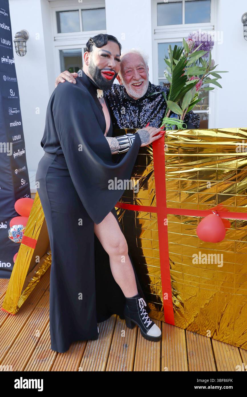 30.05.2025, Harald Glööckler feiert seinen 60.Geburtstag pompöös am ...