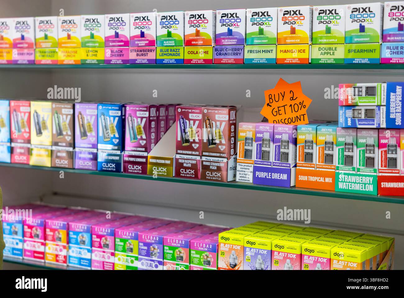 Illegal vapes hi-res stock photography and images - Alamy