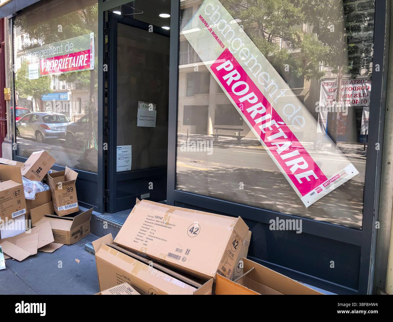 Paris, France, Close up, Local Business, Storefront, Moving in, Boxes ...
