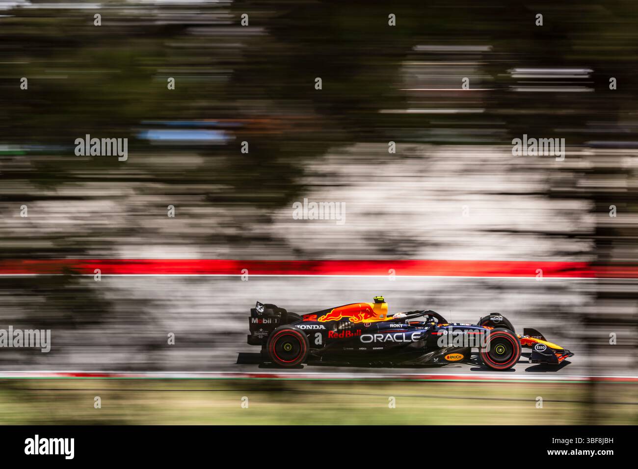 22 TSUNODA Yuki (jap), Red Bull Racing RB21, action during the Formula ...