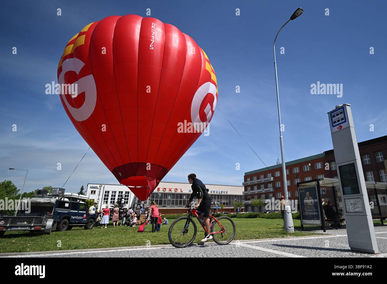 Hradec Kralove, Czech Republic. 31st May, 2025. The new hot air balloon ...