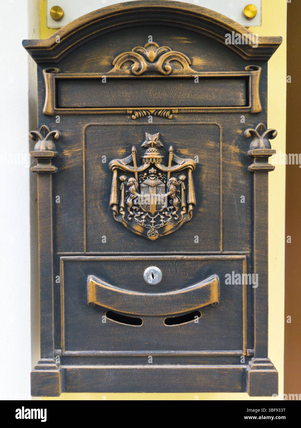 Old vintage mailbox. Post box on the door Stock Photo - Alamy