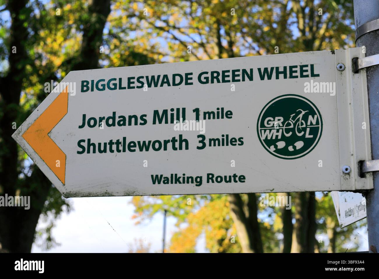 The Green Wheel sign, Biggleswade town, Bedfordshire County, England ...