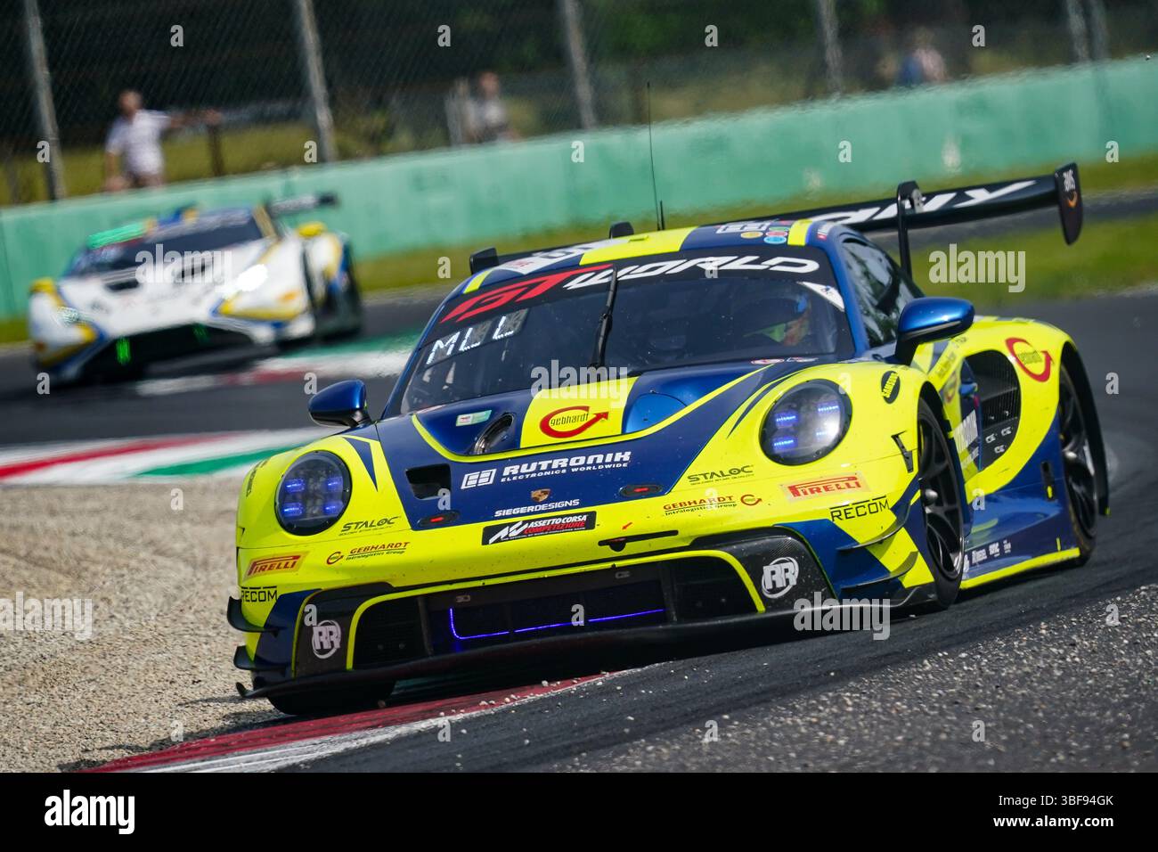 Sven MULLER, Patric NIEDERHAUSER and Alessio PICARIELLO driving the ...
