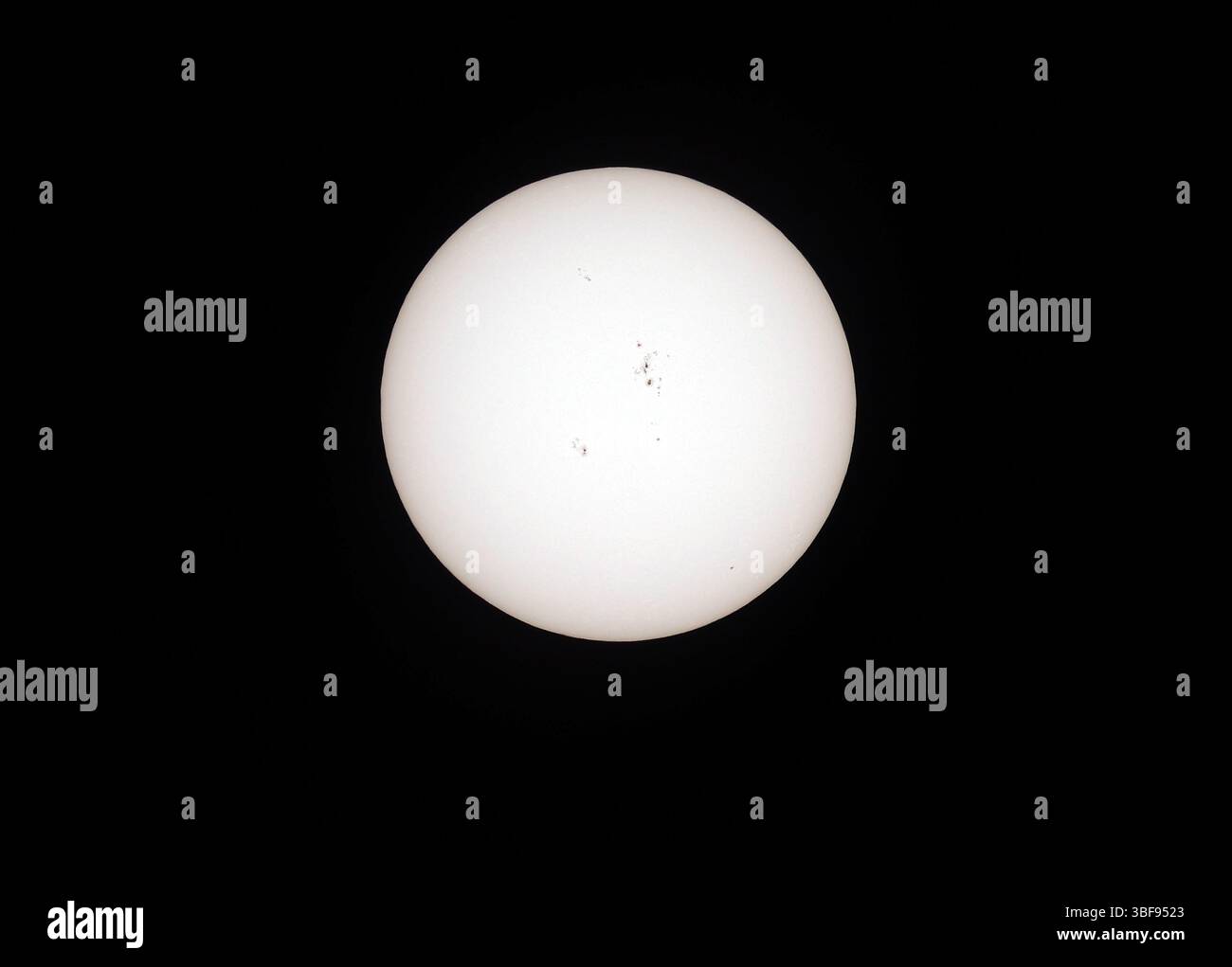 Possible geomagnetic storm coming from tonight and for the next 24 ...