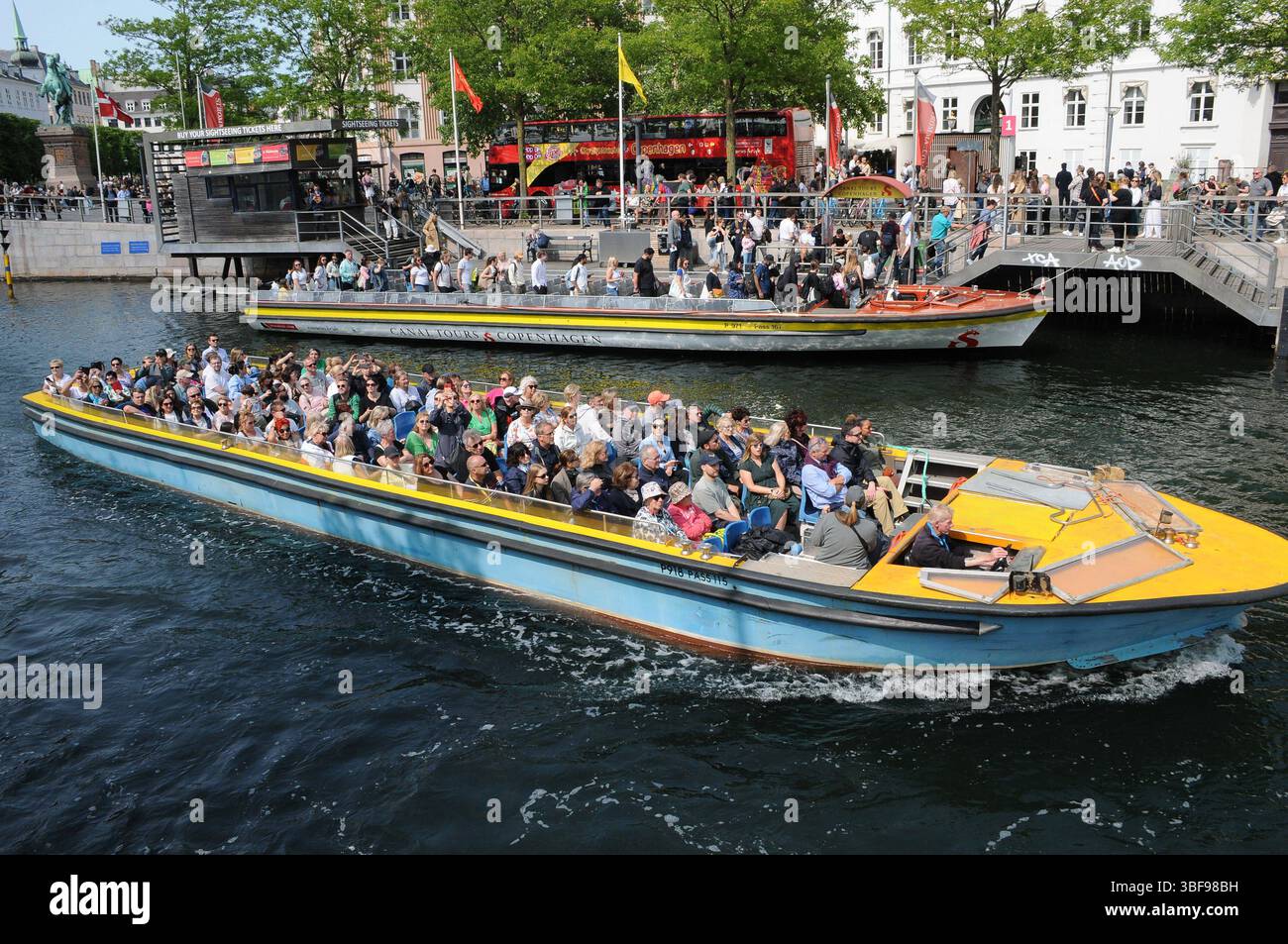 Copenhagen/ Denmark/31 may 2025/.Tourists for canal tours copenhagen ...