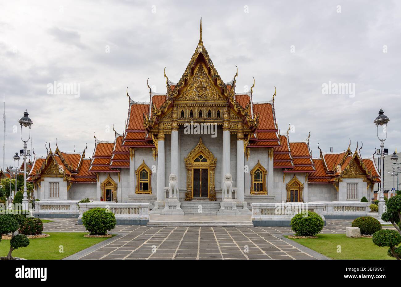 Wat Benchamabophit Dusitwanaram, Bangkok, Thailand. Wat Benchamabophit ...