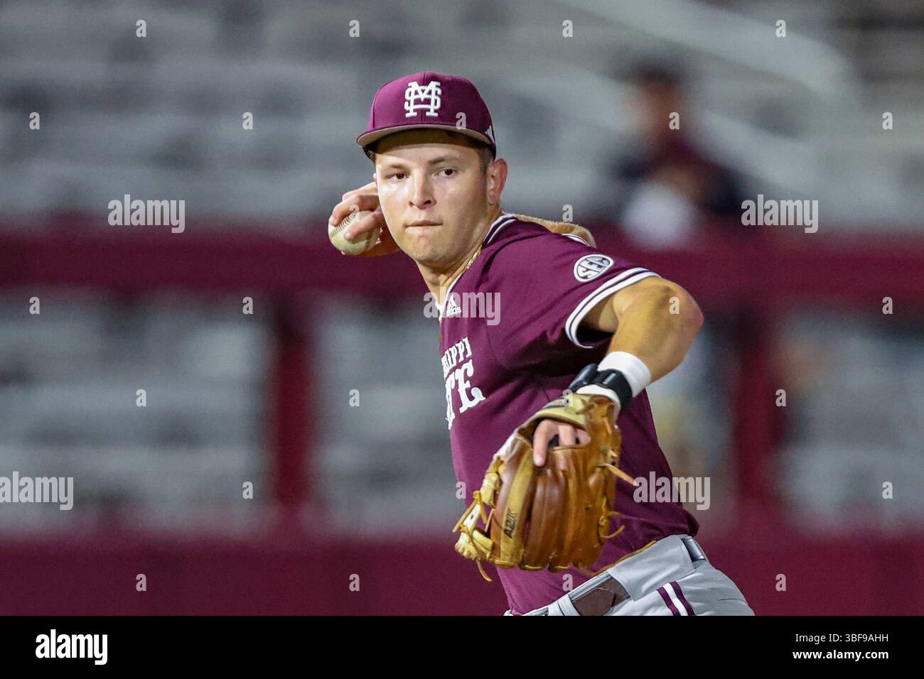Mississippi State infielder Ace Reese (3) throws to first during an ...