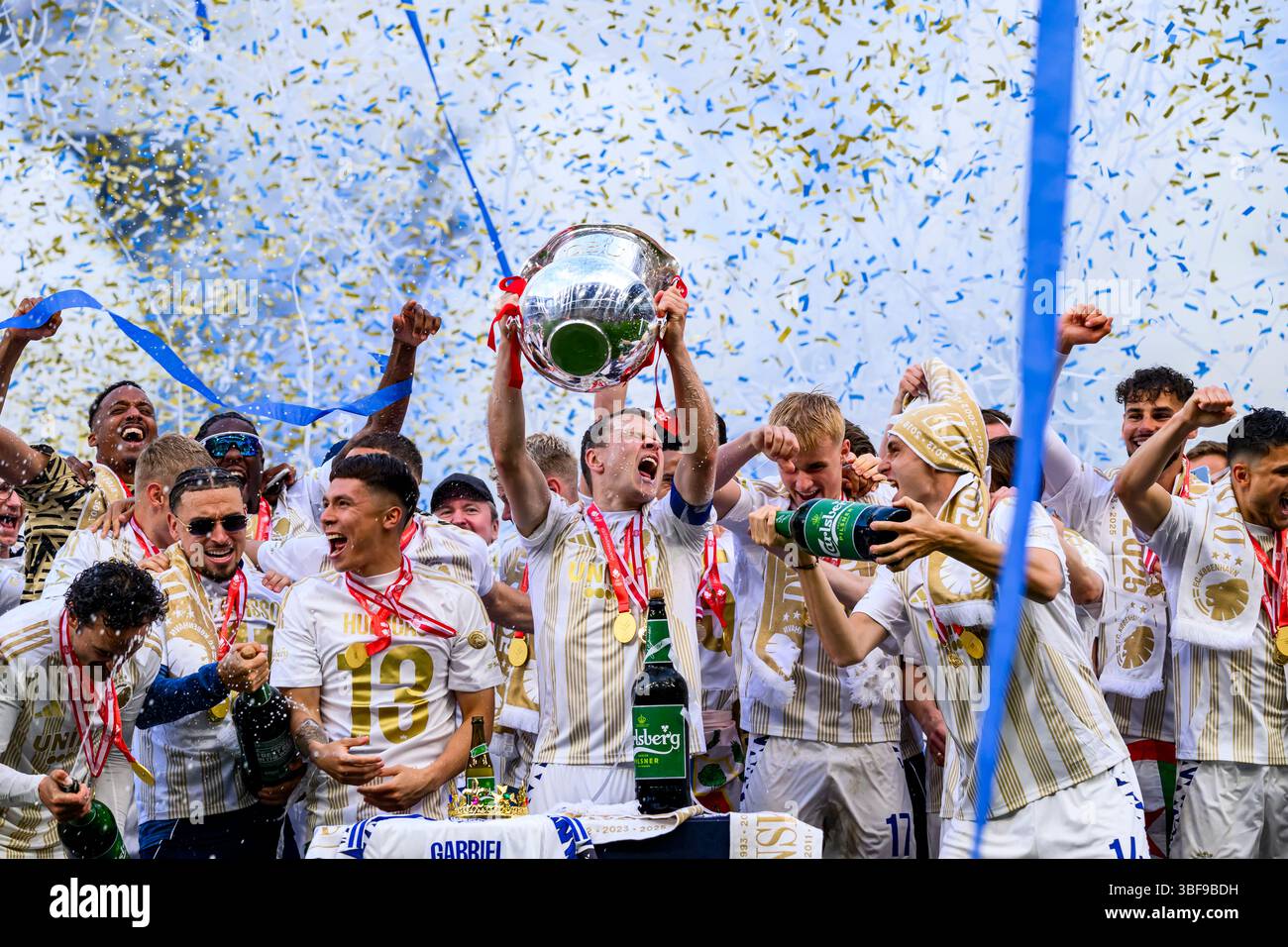 FCK vinder og bliver Danmarks Mester 2025. 7 (FCK) - Viktor Claesson ...