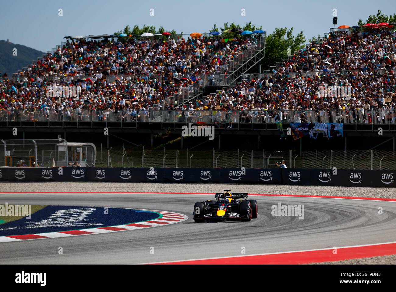 01 VERSTAPPEN Max (nld), Red Bull Racing RB21, action during the ...