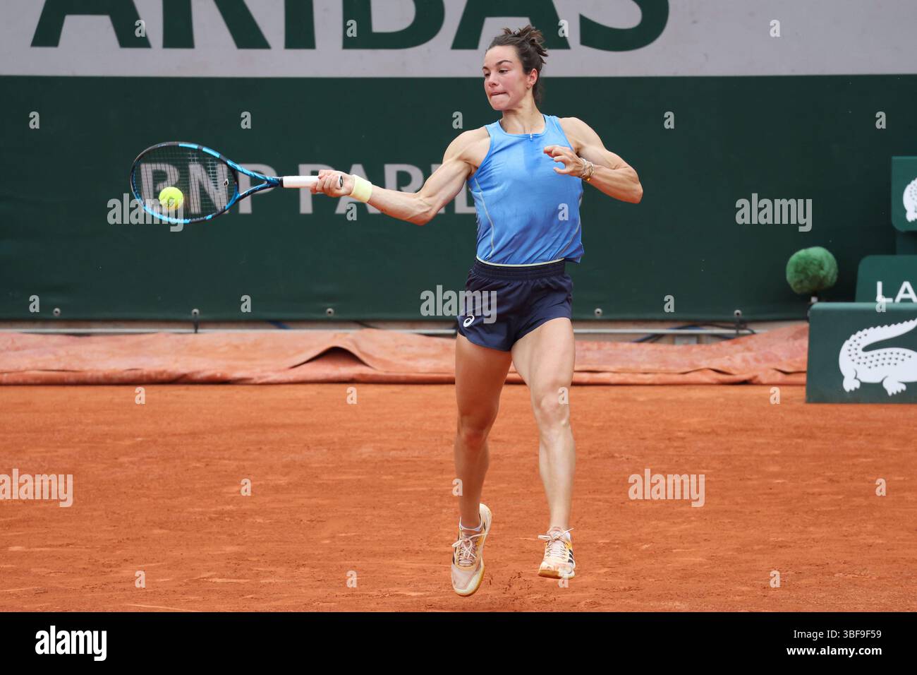 31st May 2025, Roland Garros, Paris, France; French Open tennis tounament: Elsa Jacquemot (FRA ...