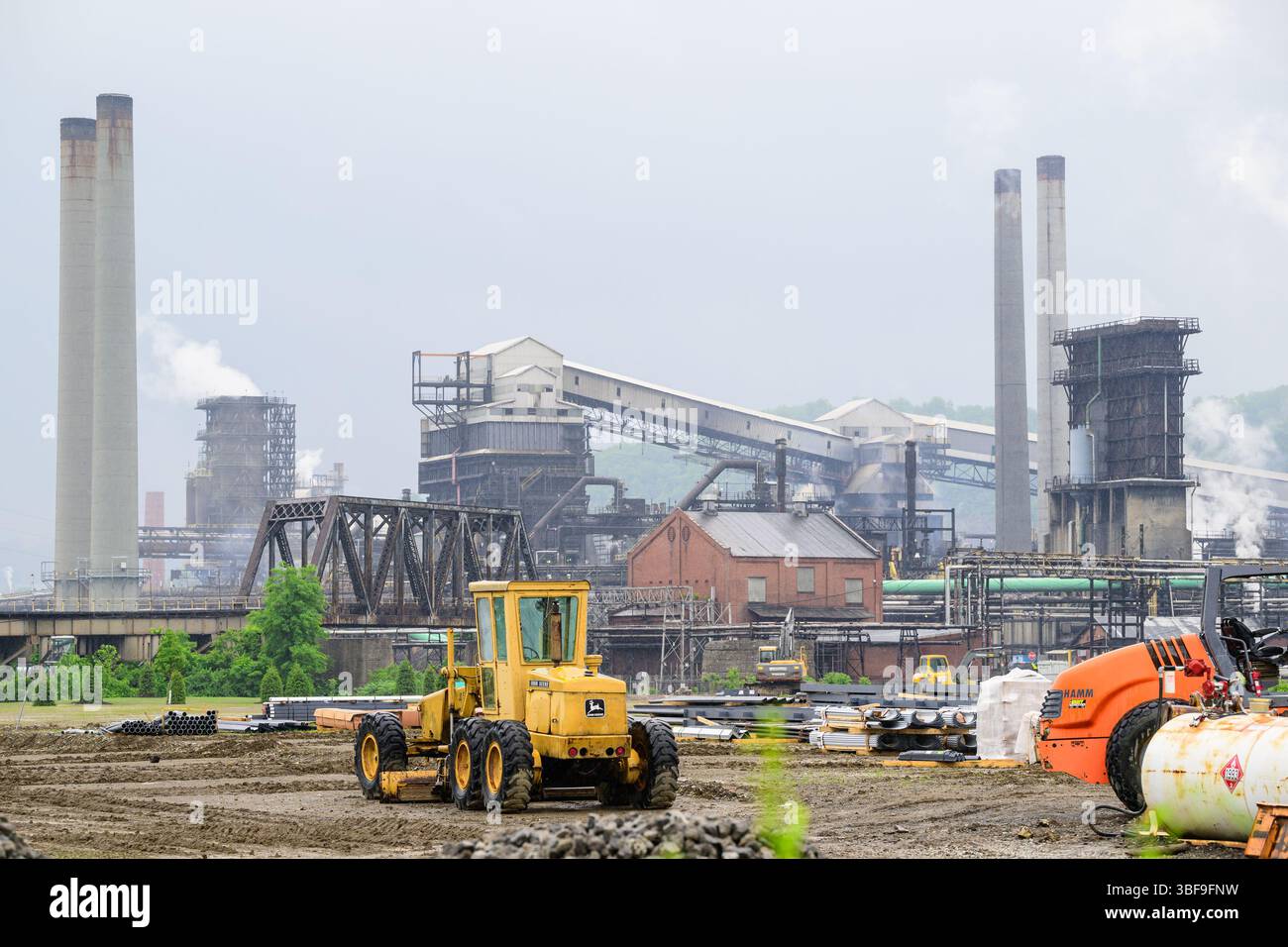 Clairton, USA. 30th May, 2025. U. S. Steel's Clairton Plant in Clairton ...