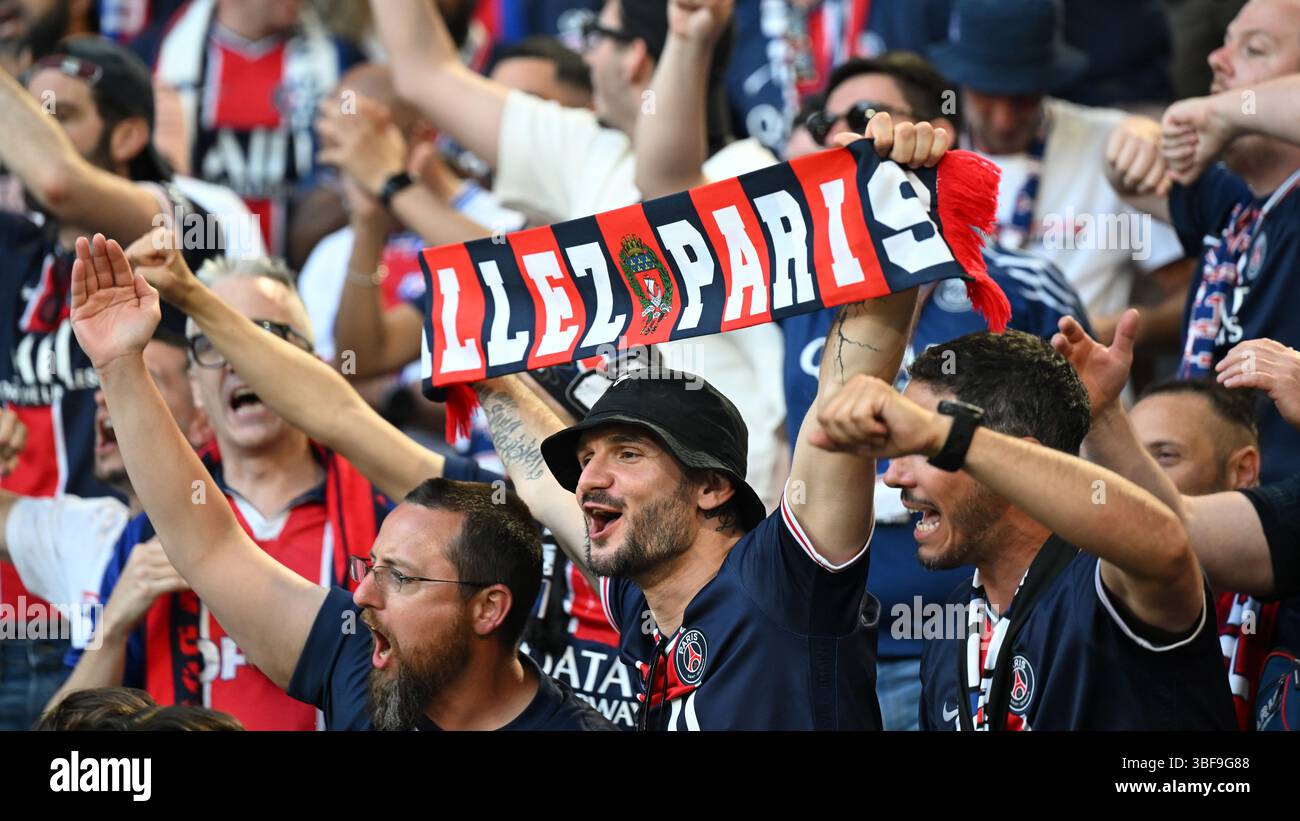 Munich, Germany. 31st May, 2025. Soccer: Champions League, Paris Saint ...