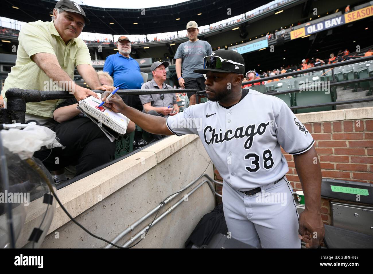 Chicago White Sox first base coach/outfield coach Jason Bourgeois signs ...