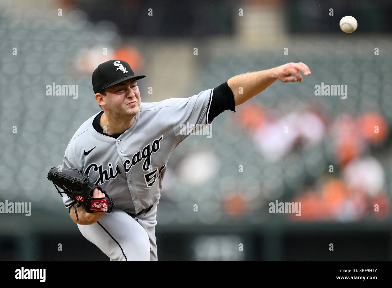 Chicago White Sox starting pitcher Jared Shuster (51) in action during ...
