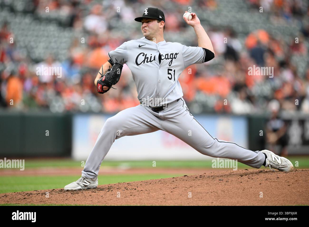 Chicago White Sox starting pitcher Jared Shuster (51) in action during ...