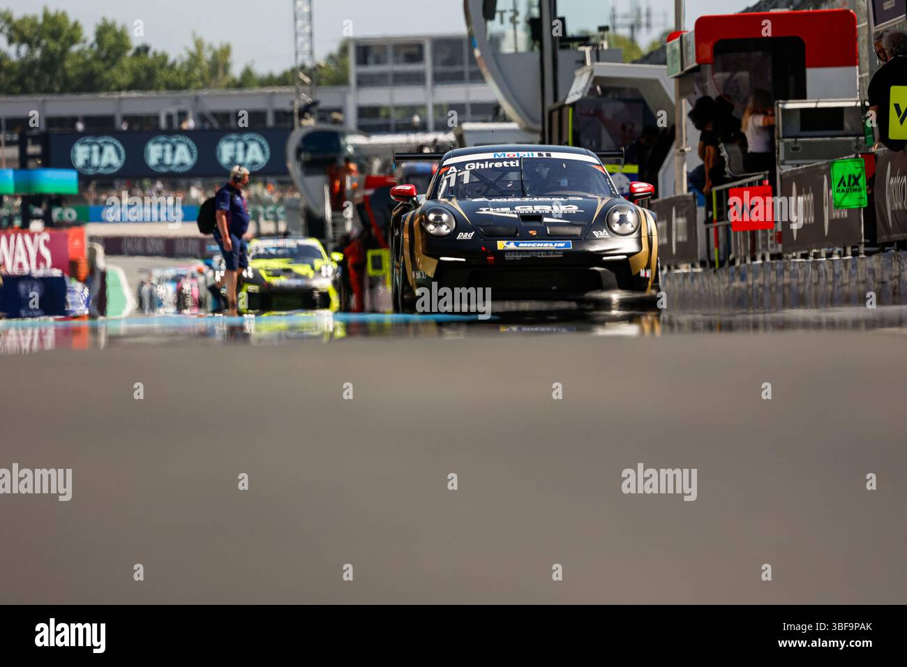 #11 Alessandro Ghiretti (ITA, Schumacher CLRT), Porsche Mobil 1 ...