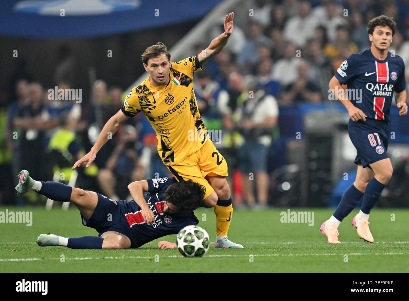 Munich, Germany. 31st May, 2025. Soccer: Champions League, Paris Saint ...