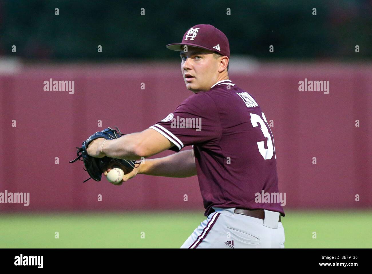 Mississippi State pitcher Karson Ligon (31) warms up before an NCAA ...
