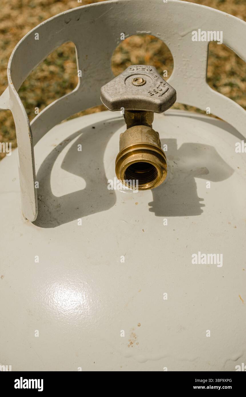 Overhead fuel tank hi-res stock photography and images - Alamy