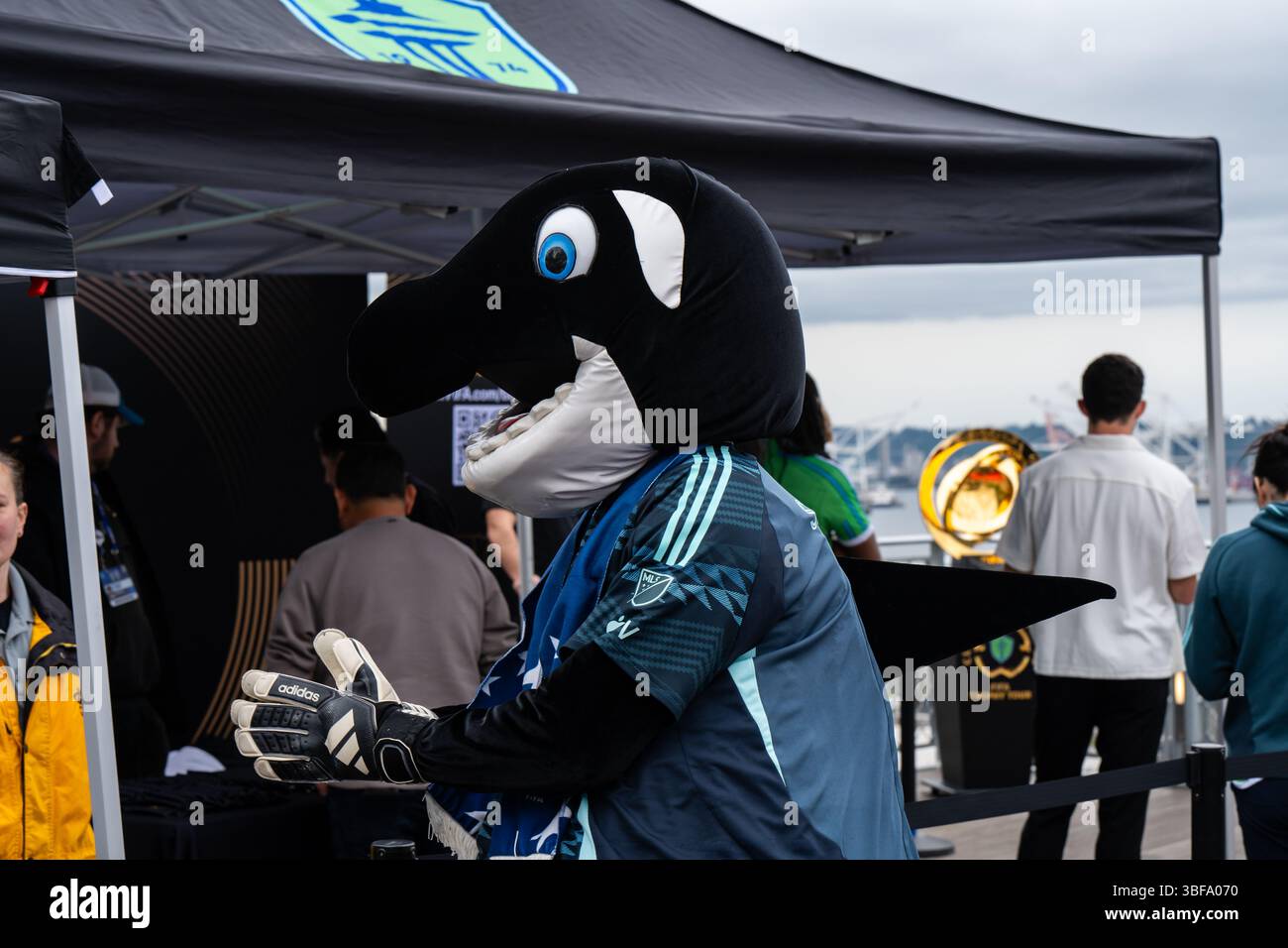 Seattle, USA. 31st May 2025. The Fifa World Cup Trophy makes its way to ...
