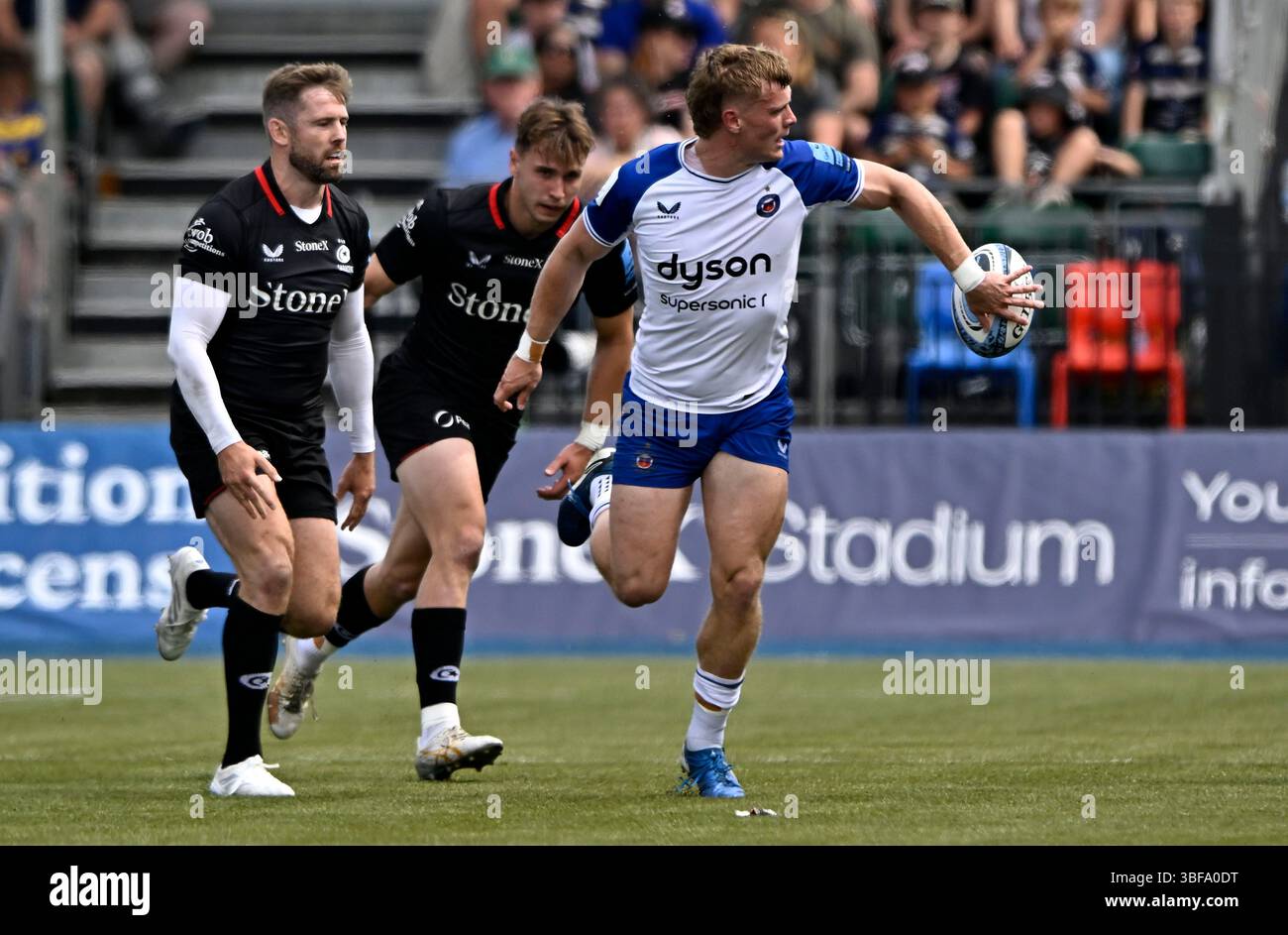 Barnet, United Kingdom. 31st May, 2025. Premiership Rugby. Saracens V ...