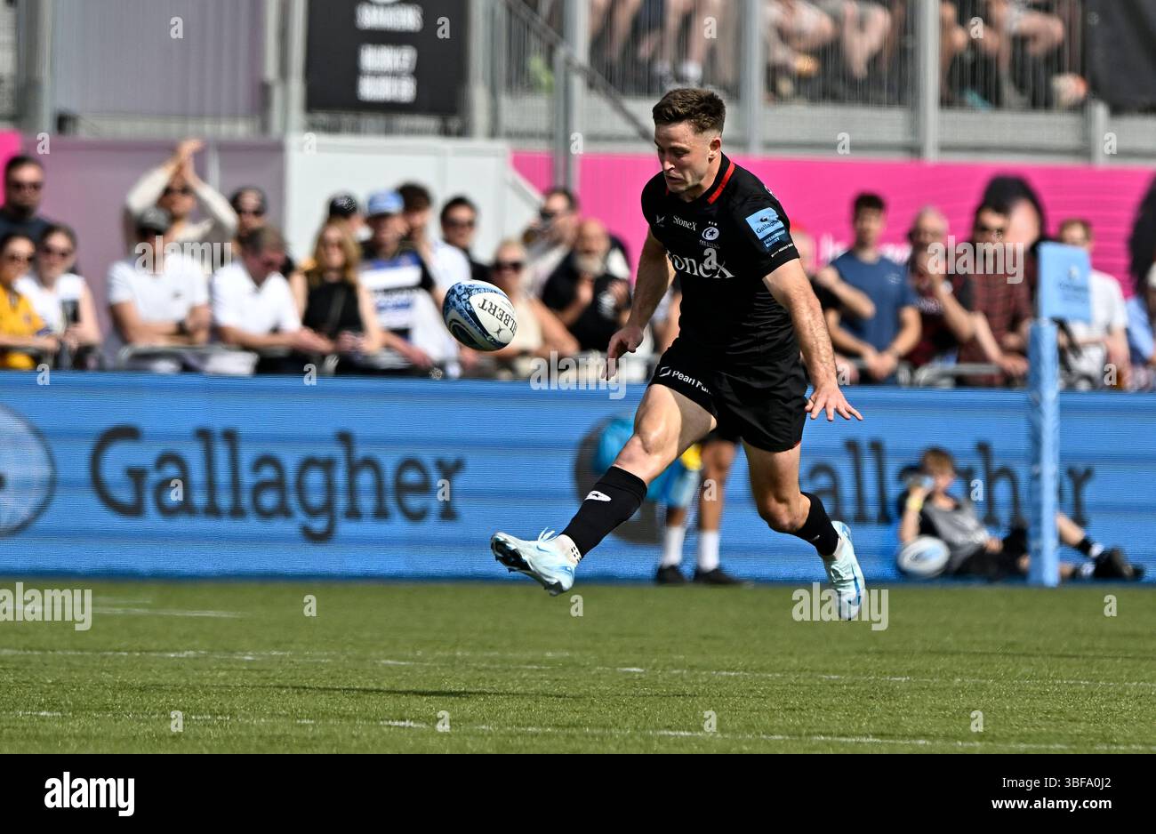 Barnet, United Kingdom. 31st May, 2025. Premiership Rugby. Saracens V ...