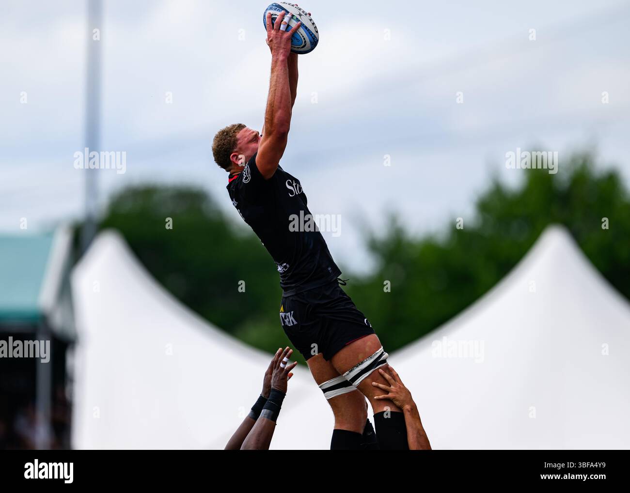 LONDON, UNITED KINGDOM - May 31: Nick Isiekwe of Saracens in action ...