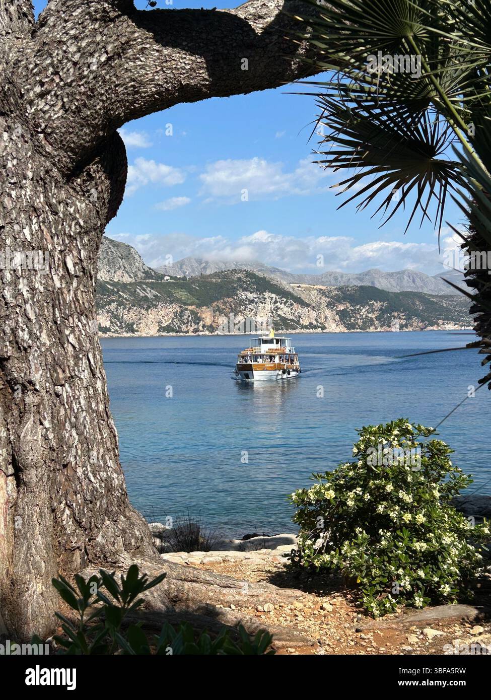 Lokrum boat hi-res stock photography and images - Alamy
