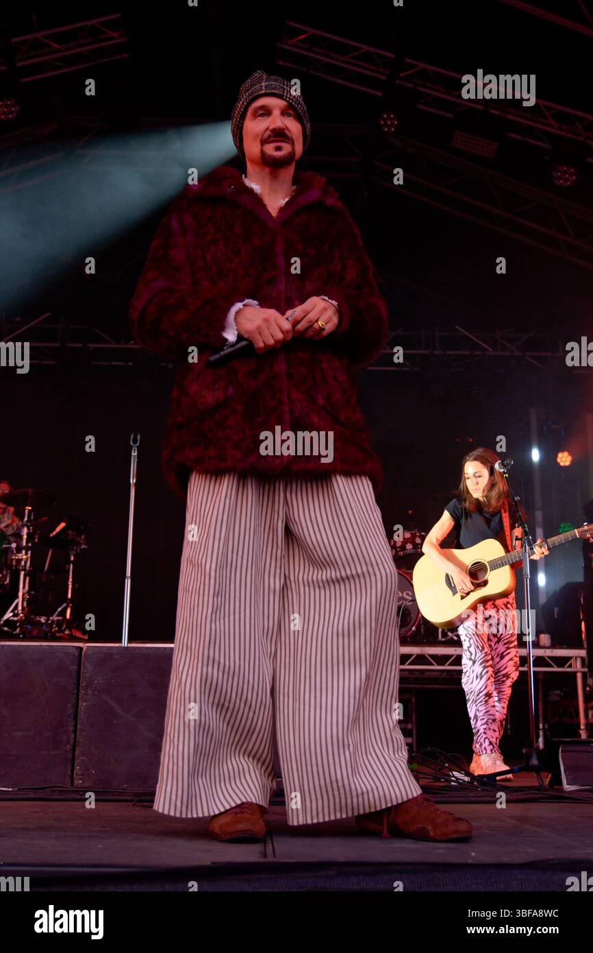 The cheltenham festival 2025 hi-res stock photography and images - Alamy