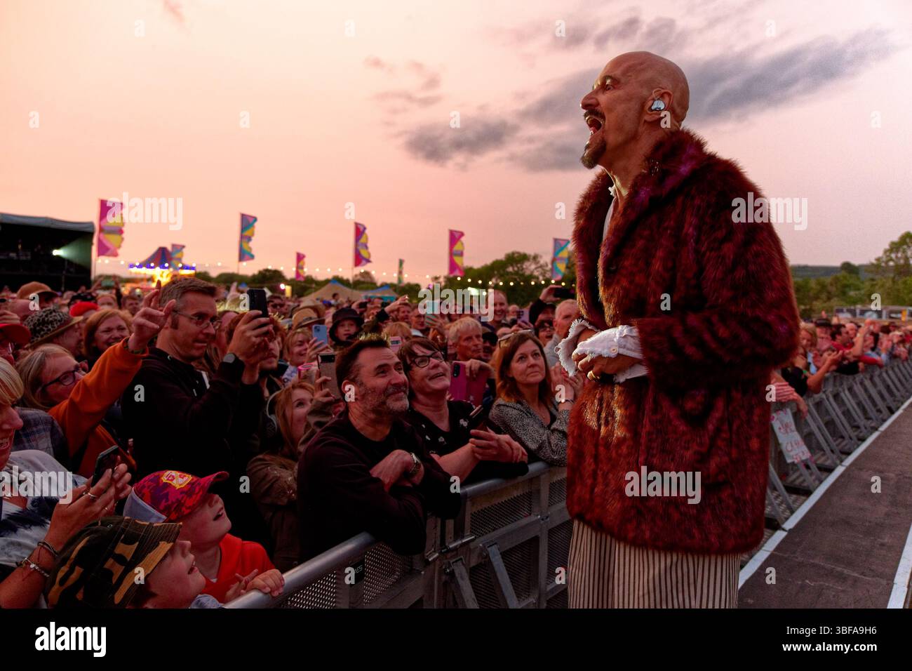 The cheltenham festival 2025 hi-res stock photography and images - Alamy