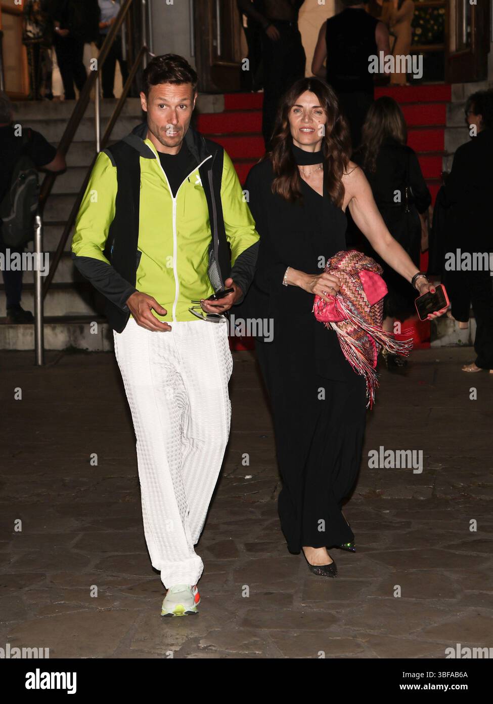 Rome, Massimiliano Ossini and his wife Laura Gabrielli leave the Rai ...