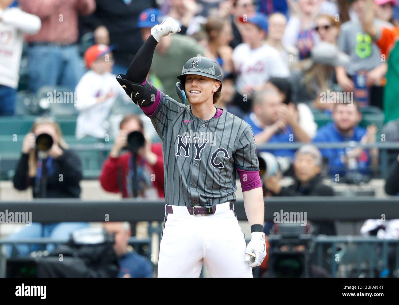 New York Mets Brett Baty celebrates after driving in 3 runs with a ...