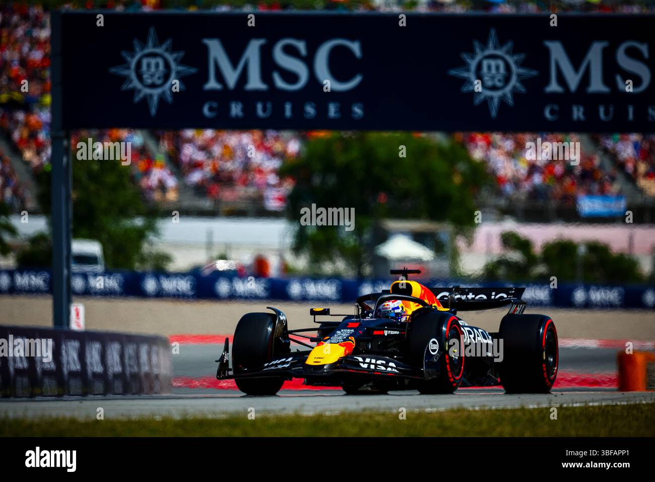 Spain, Spain. 31st May, 2025. 01 Max Verstappen, (NED) Oracle Red Bull ...