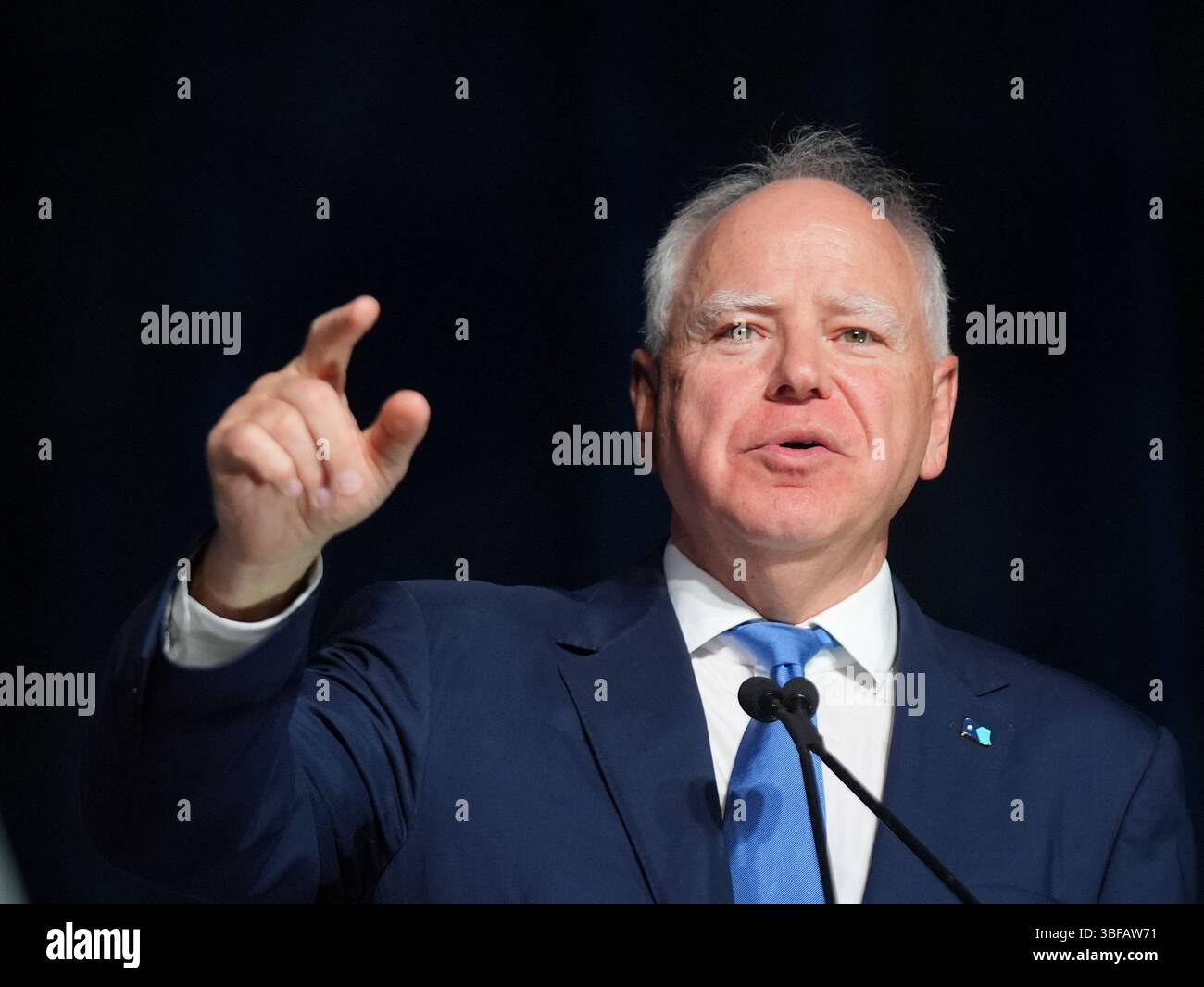 Minnesota Gov. Tim Walz speaks at the California Democratic Party's ...