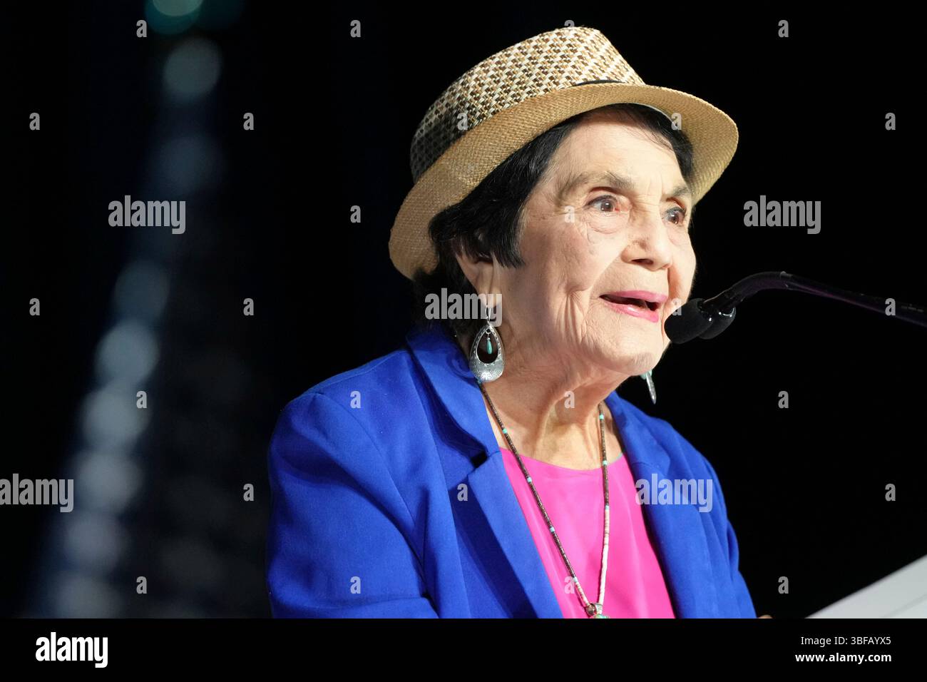 Dolores Huerta, 95, the labor leader civil rights activist and co ...