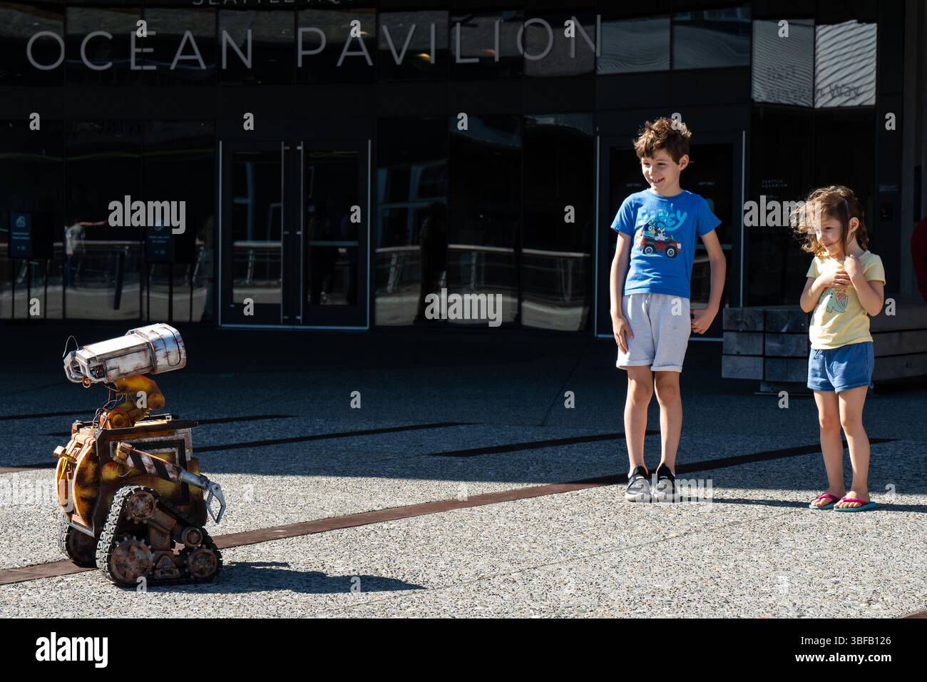 Seattle, USA. 28th May 2025. A remote controlled Wall-E robot on the ...