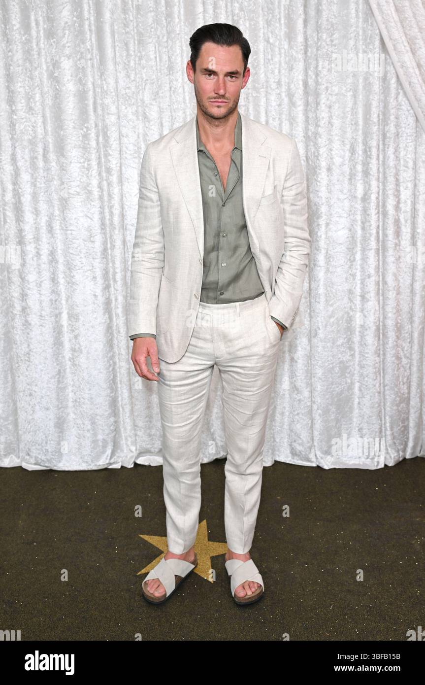 Doug farrar hi-res stock photography and images - Alamy