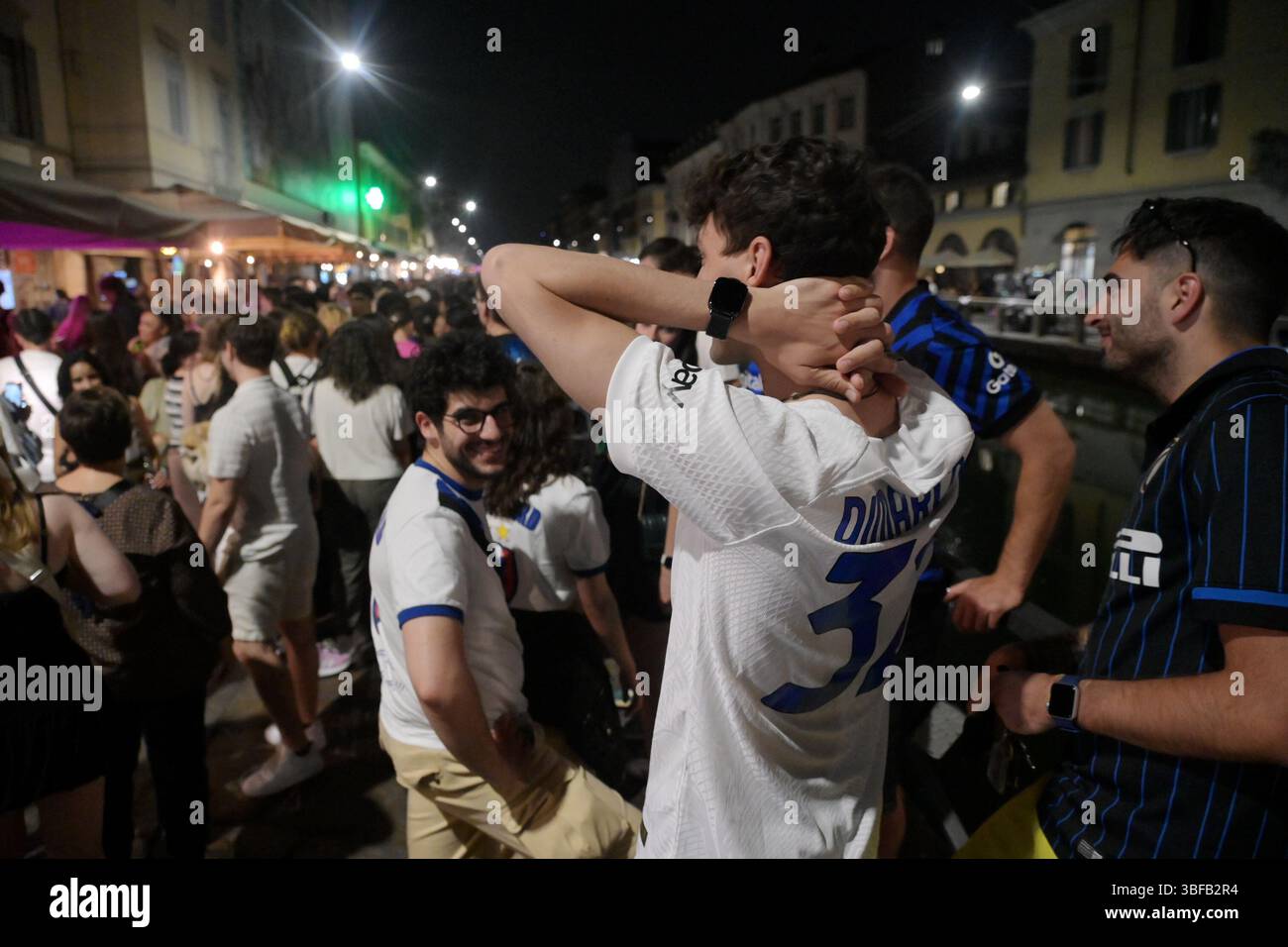 Milan, Inter fans disappointed after watching the Champions League ...