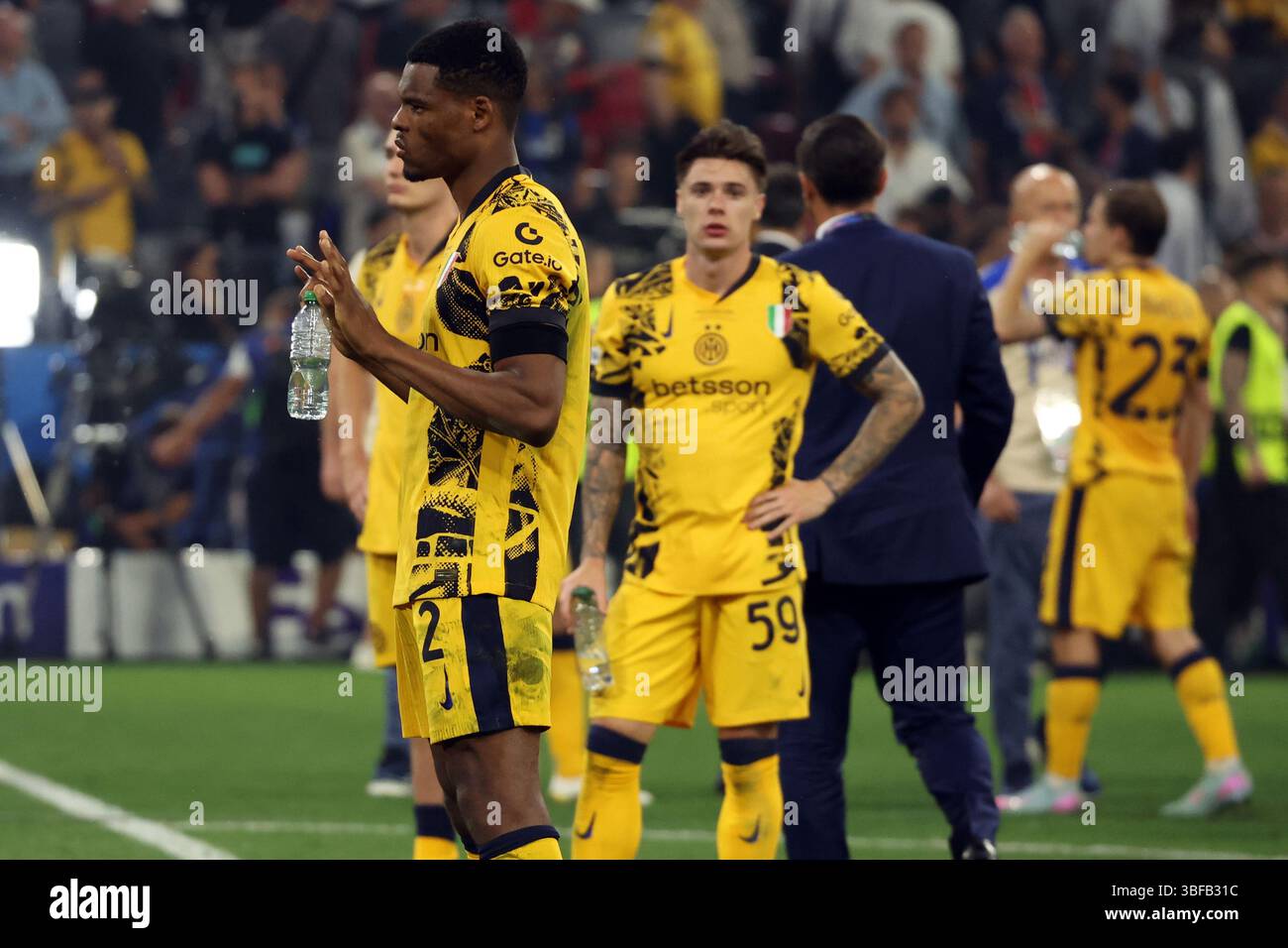 Munich, Germany May 31, 2025: Denzel Dumfries of Inter disappointment ...