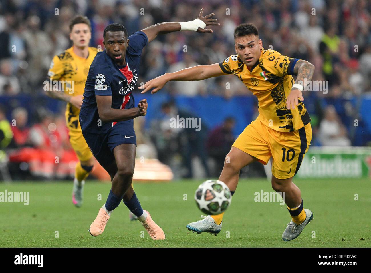 Munich, Germany. 01st June, 2025. Lautaro Martinez of FC Internazionale ...