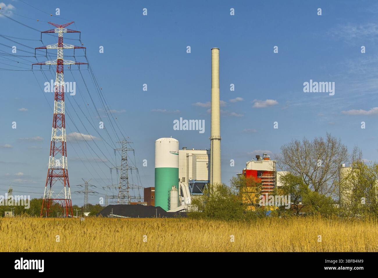 Power industry hi-res stock photography and images - Alamy