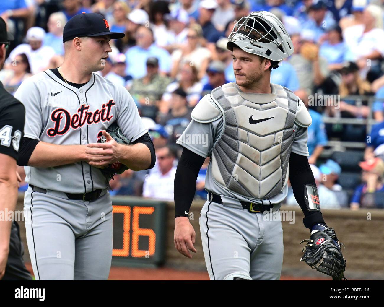 KANSAS CITY, MO - MAY 31: Detroit starting pitcher Tarik Skubal (28 ...