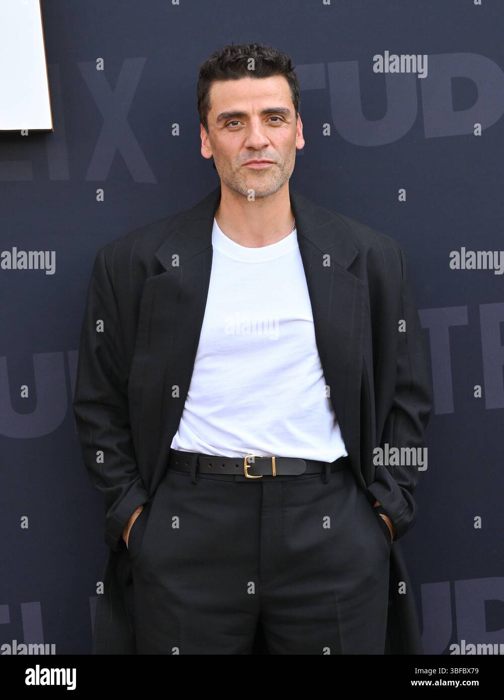 Los Angeles, USA. 31st May, 2025. Oscar Isaac arriving at Netflix Tudum ...