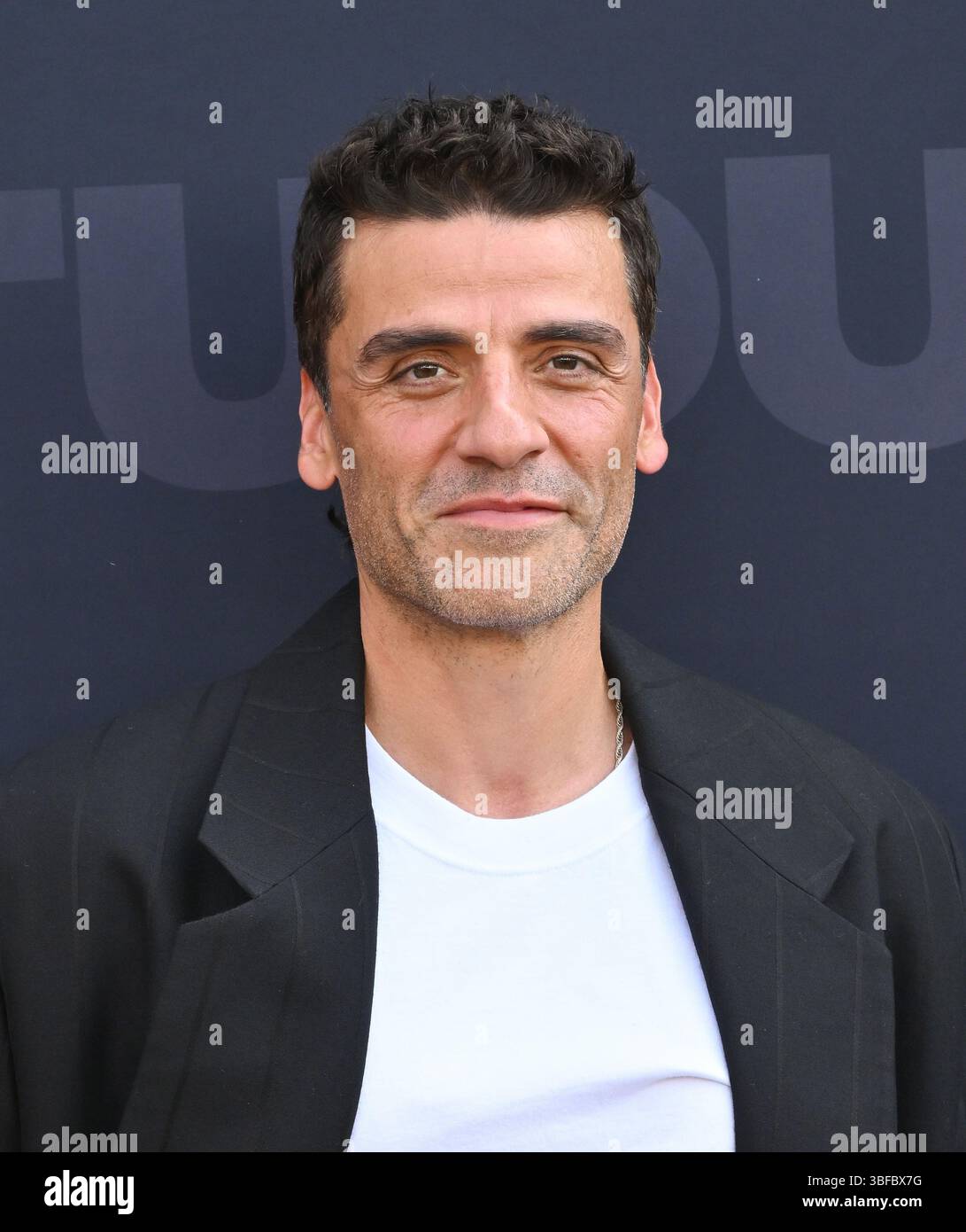 Los Angeles, USA. 31st May, 2025. Oscar Isaac arriving at Netflix Tudum ...
