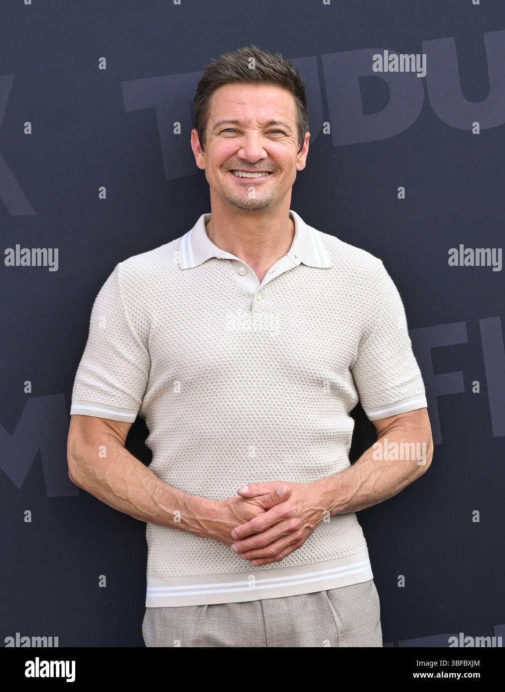 Los Angeles, USA. 31st May, 2025. Jeremy Renner arriving at Netflix ...