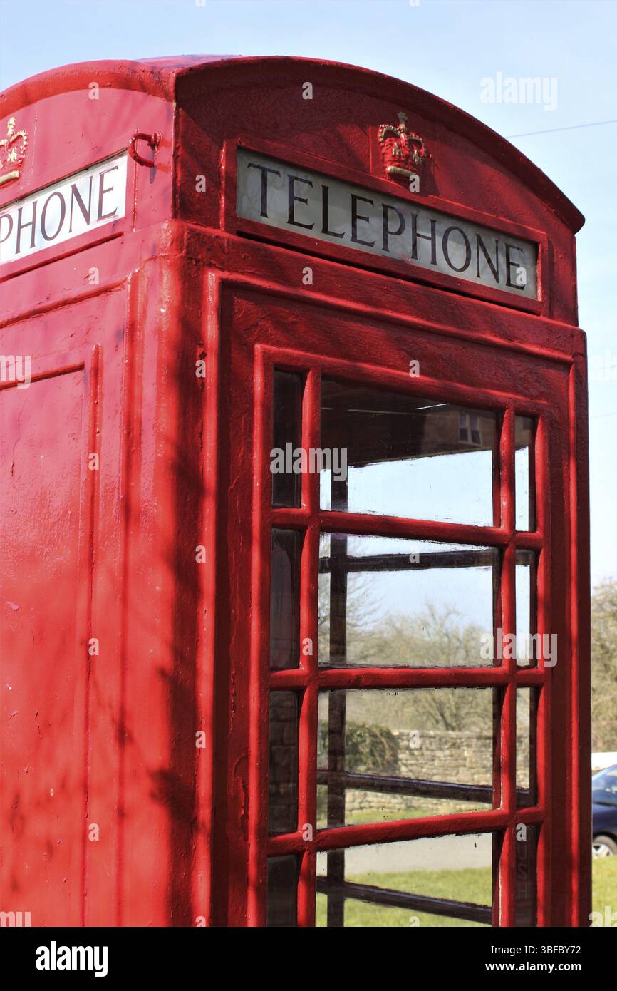 English telephone box Stock Photo - Alamy