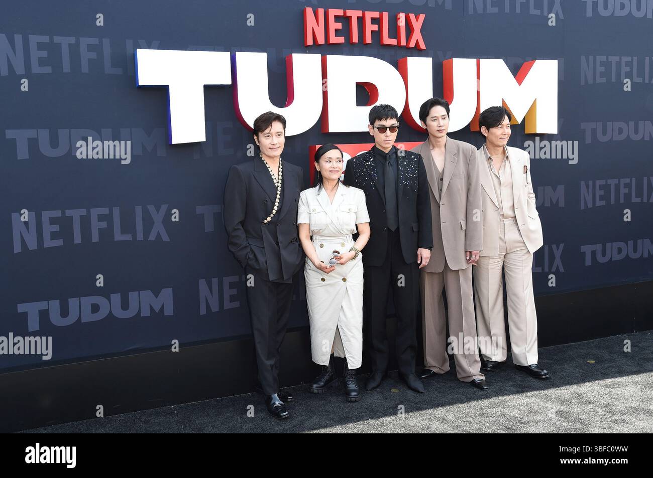 Lee Byung Hun, from left, Kang Ae-Sim, Choi Seung-Hyun, Park Sung Hoon ...