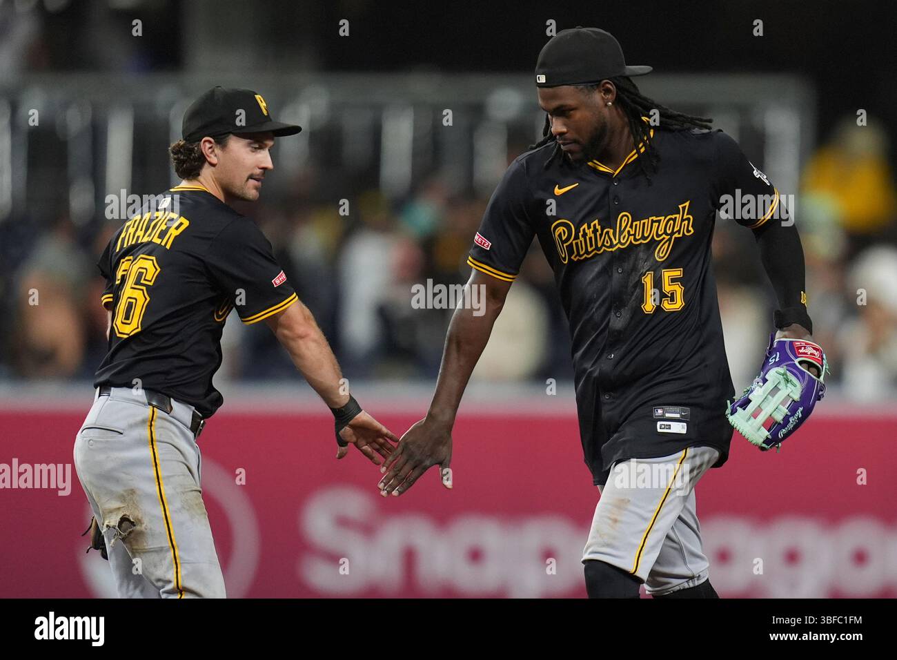 Pittsburgh Pirates center fielder Oneil Cruz (15) celebrates with ...